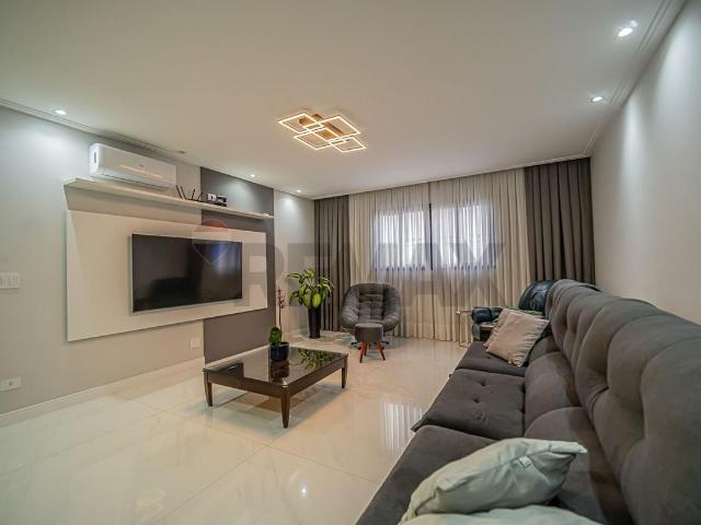 480 Área Útil Casa de Condomínio Alugar, 4 Dormitórios localizado em Rua Silvinha Araujo, 94 Estrada do Capuava Granja Viana, Cotia, São Paulo, 06715410 | Brasil