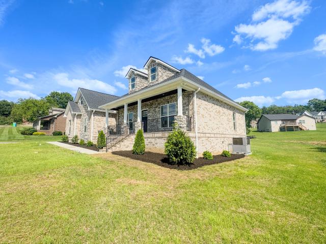 480 Bridle Path Ln