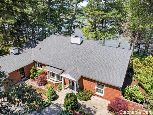 480 E Circle Drive
