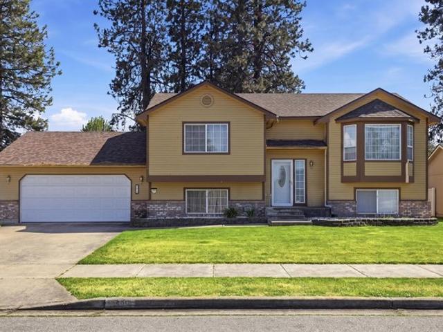480 E Sand Wedge Dr, Post Falls, ID 83854
