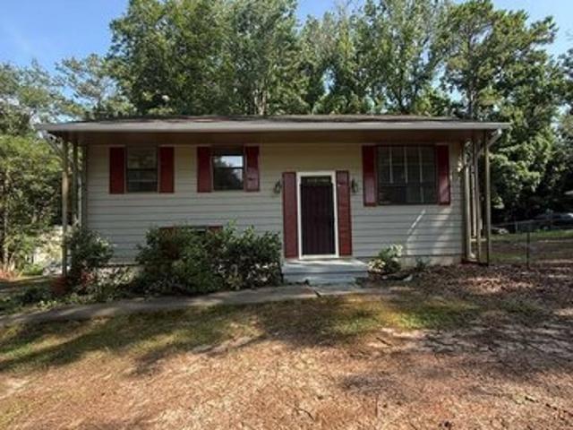 480 Evergreen Dr, Forest Park, GA 30297