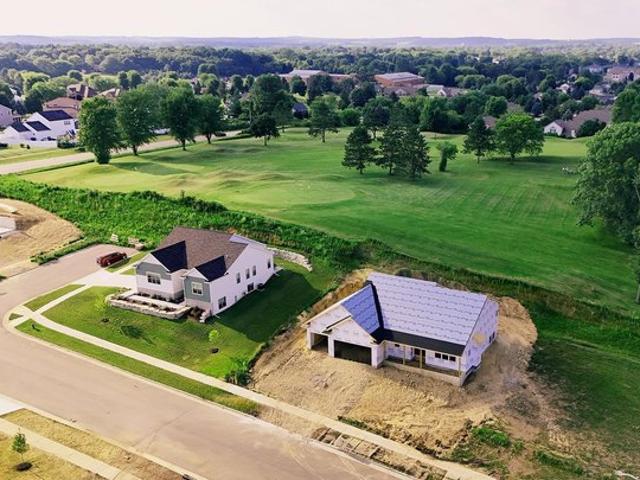 480 Foxfield Ct, Oregon, WI 53575