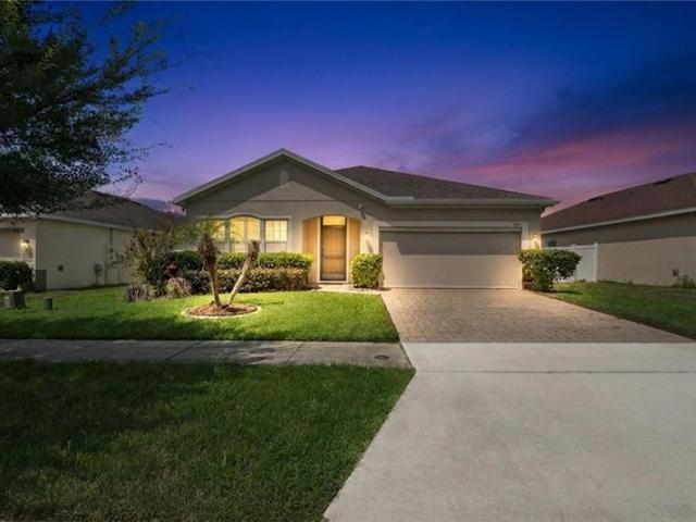 480 Kestrel Dr, Groveland, FL 34736