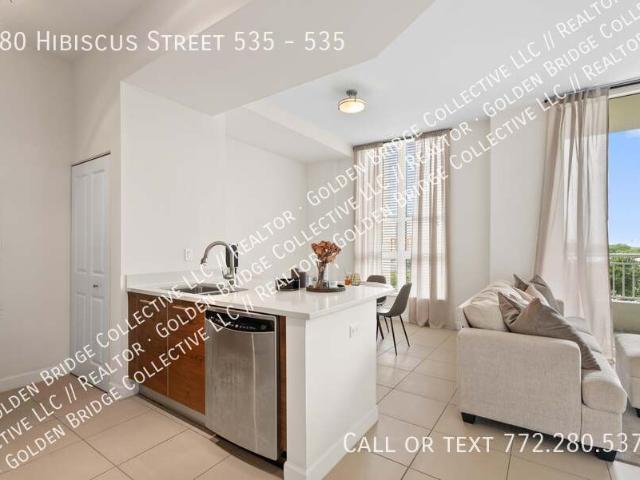 480 Hibiscus Street