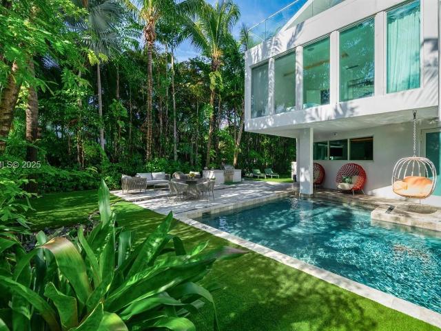 480 Ocean Blvd, Golden Beach, US, FL