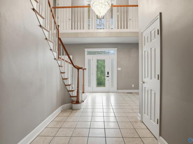480 Mountain Oak Trail