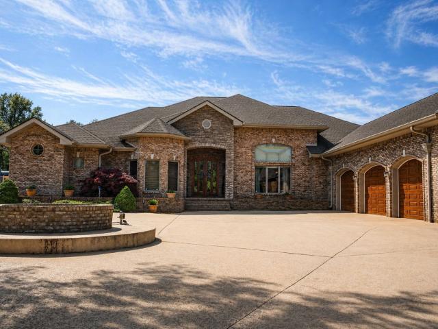 480 Mobley Rd, Clarksville, TN 37043 | MLS #3185 | Compass
