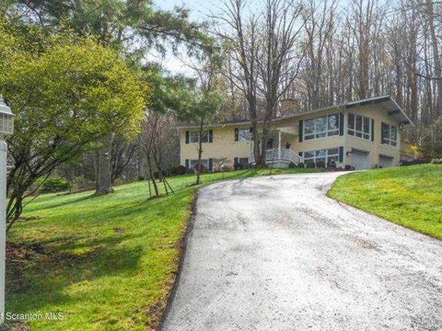 480 N Gravel Pond Rd, Clarks Summit, PA 18411