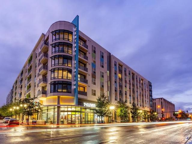 480 N Orange Ave #C1 Line Orlando, FL 32801