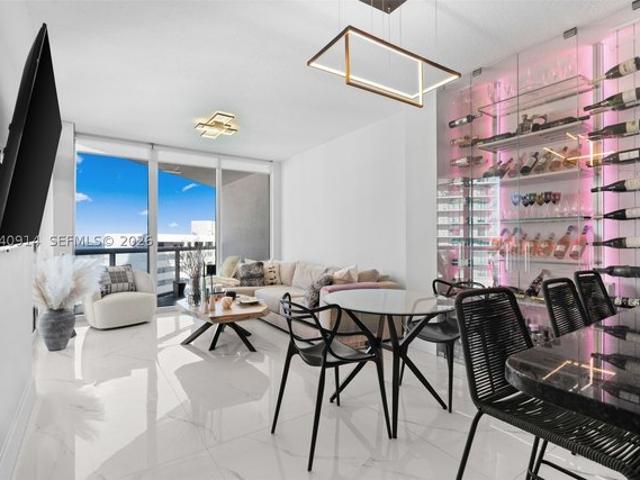 480 NE 30th St Apt 904, Miami, FL 33137