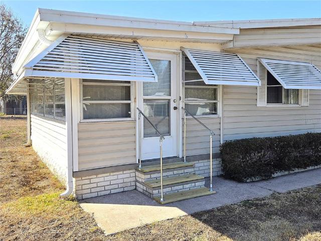 480 NE 64th Ave, Ocala, FL 34470 | MLS #G5107 | Compass