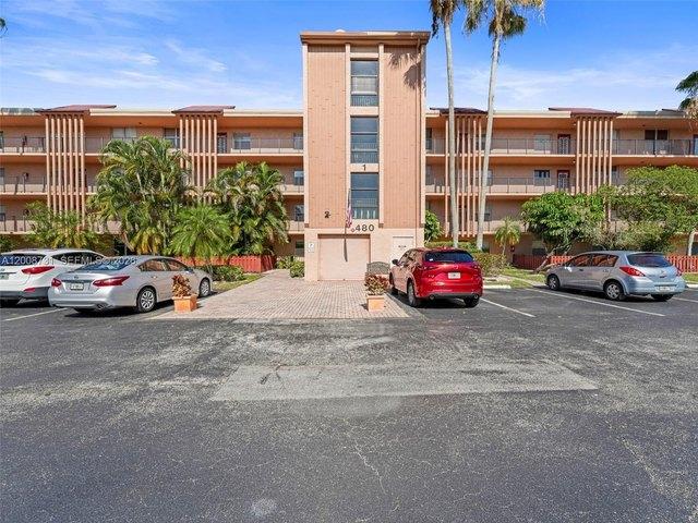 480 NW 76th Ave Apt 102, Margate, FL 33063