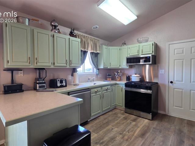 480 S Tejon Avenue