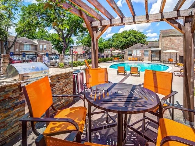 480 W Parker Road 79