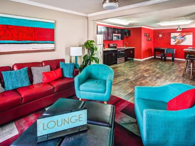 480 W Parker Road 80