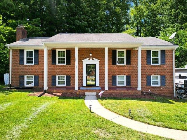 480 Windingway Rd, Lynchburg, VA 24502