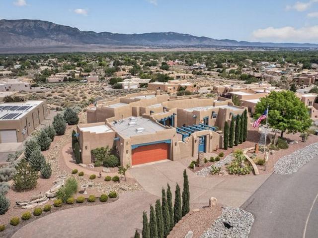 480 Valle Vista Rd, Corrales, NM 87048