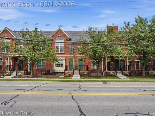 480 Village Lane