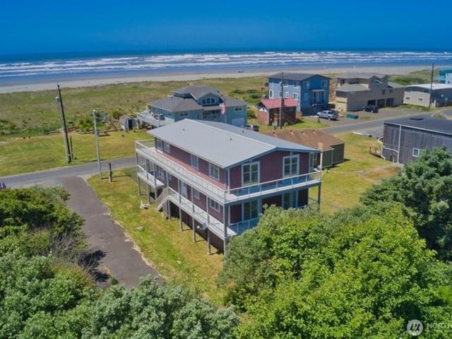 48140 Pacific Ave, Moclips, WA 98562