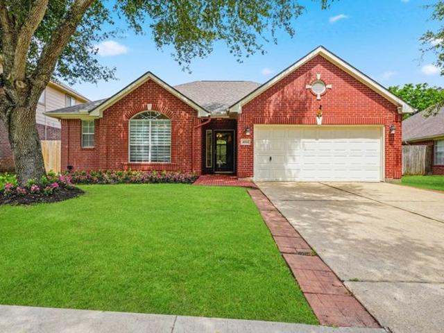 4814 Preston Trails Ln, Pasadena, TX 77505
