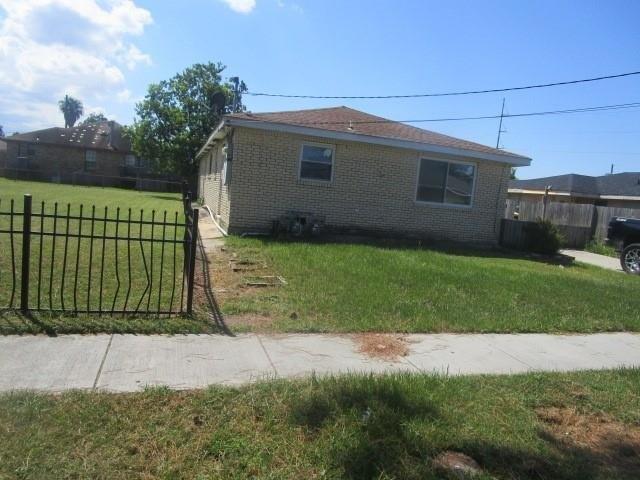4814 Shalimar Dr, New Orleans, LA 70126