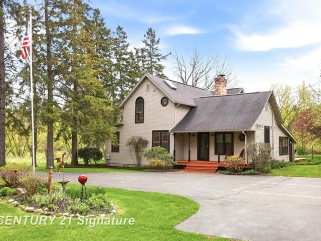 4815 N Hemlock Rd, Hemlock, MI 48626