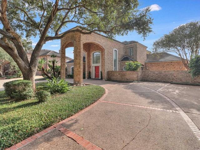 4815 Ocean Dr, Corpus Christi, TX