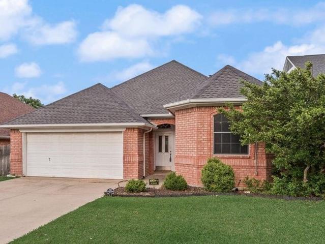 4815 Ashworth Ct, Arlington, TX 76017