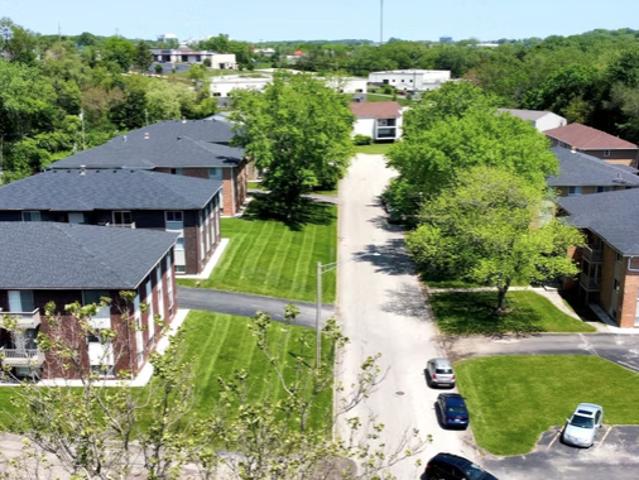 4815 Creek View Road 2 Bedroom Apartment for Rent at 4815 Creekview Rd, Rockford, IL 61108