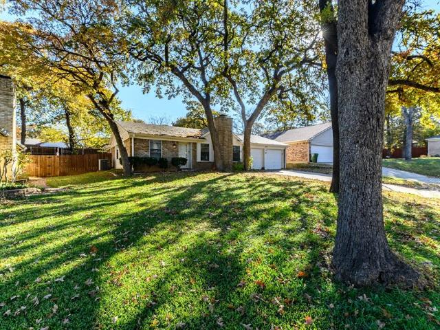 4815 Crestmont Ct, Arlington, TX 76017 | MLS #20861 | Compass