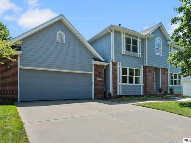 4815 Fir Hollow Ln, Lincoln, NE 68516