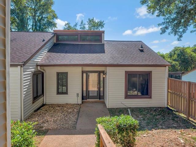 4815 Quail Hollow Dr, Old Hickory, TN 37138