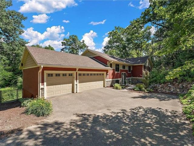 4815 th St W, Apple Valley, MN 55124