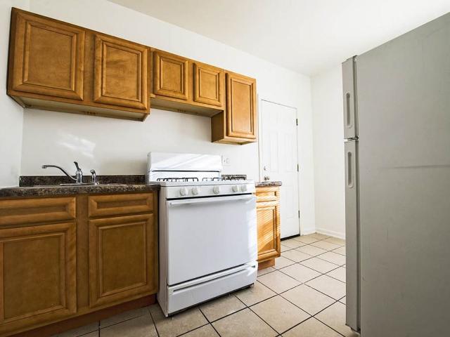 4815 W Cortez 2 Bedroom Apartment for Rent at 4815 W Cortez St, Chicago, IL 60651 Austin