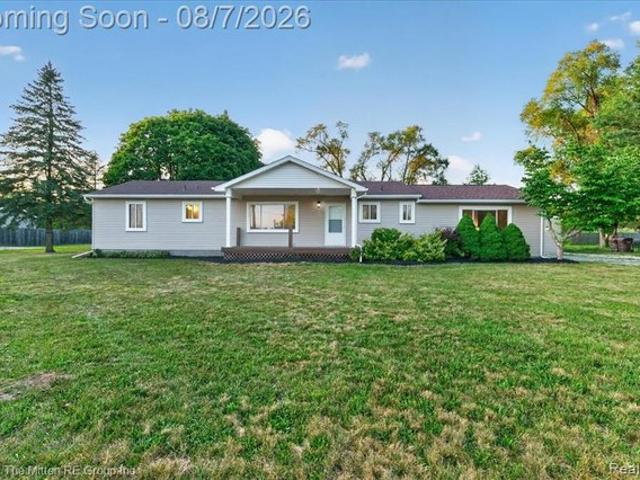 48166 Harris Rd, Sumpter Township, MI 48111