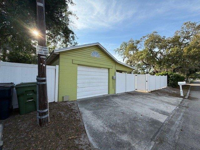 4816 N 13th St, Tampa, FL 33603