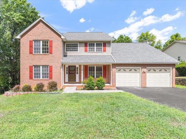 4816 Hickory Hill Dr, Roanoke, VA 24018