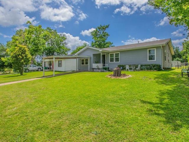 4816 Inwood Dr, Beverly Hills, TX 76711