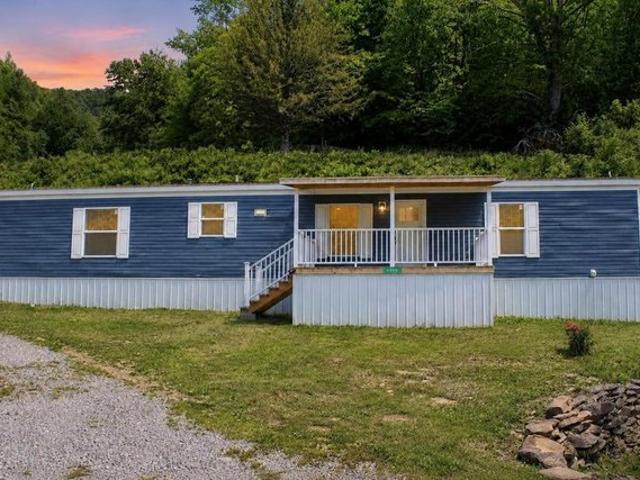 4816 Longfork Rd, Virgie, KY 41572
