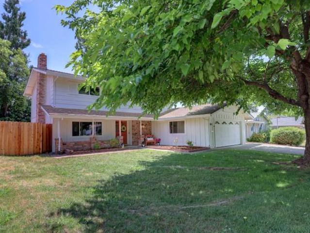 4816 Papaya Dr, Fair Oaks, CA 95628