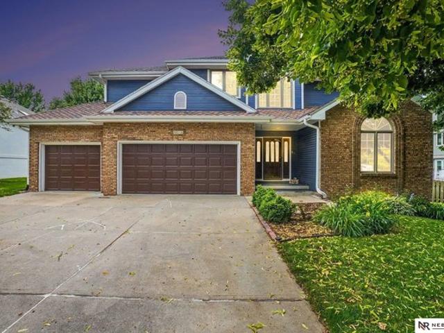 4816 S 167th St, Omaha, NE 68135