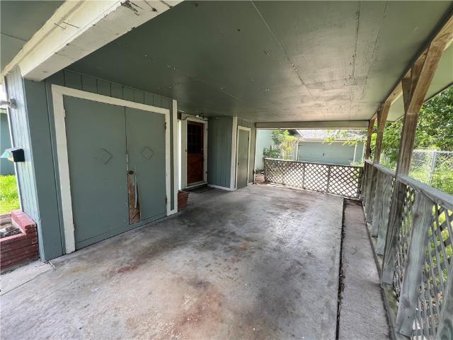 4817 Lansdown Dr, Corpus Christi, TX 78411 | MLS #460382 | Compass