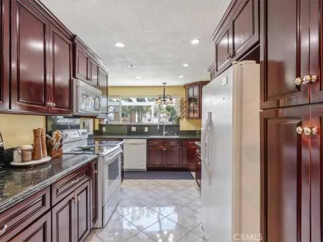 4817 Quartz Hill Rd, Quartz Hill, CA 93536 | MLS #SR26151
