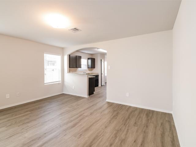 4818 Banyan Tree Trail