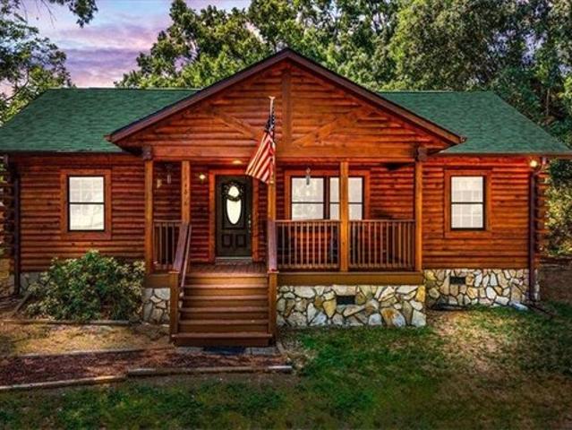 4818 Winford Rd, Greensboro, NC 27407