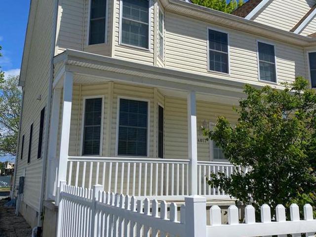 4819 Main Street