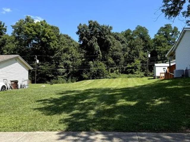 4819 Caprice Dr, Middletown, OH 45044