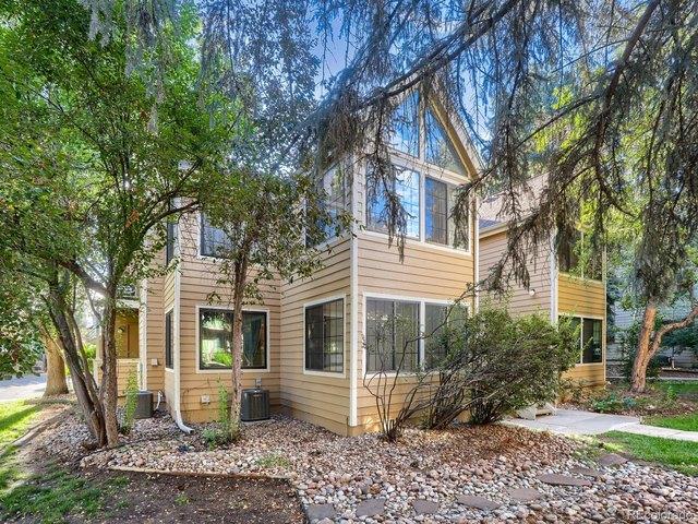 4819 White Rock Cir Apt E, Boulder, CO 80301