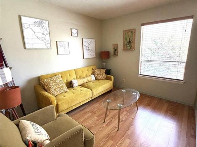 4810 Mckinney Avenue # 209