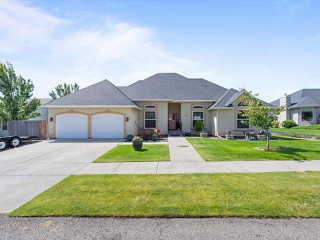 4810 Mojave Dr, Pasco, WA 99301